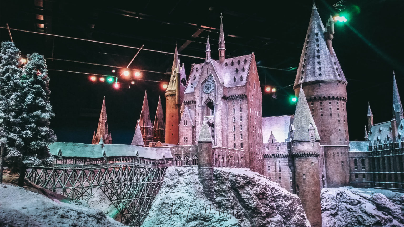 9 3/4 Reasons You Can’t Miss Hogwarts In The Snow